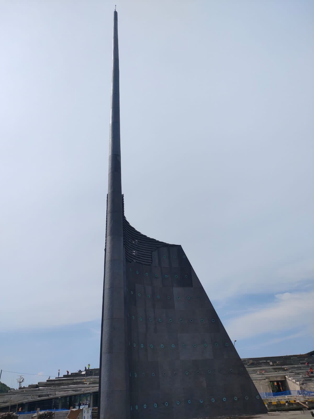 » Building Monumental Labuan Bajo, Sulawesi