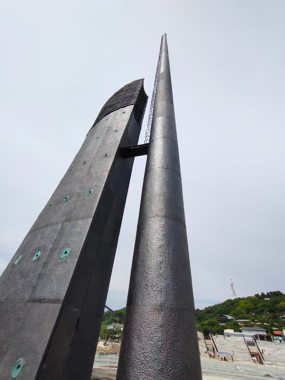 » Building Monumental Labuan Bajo, Sulawesi